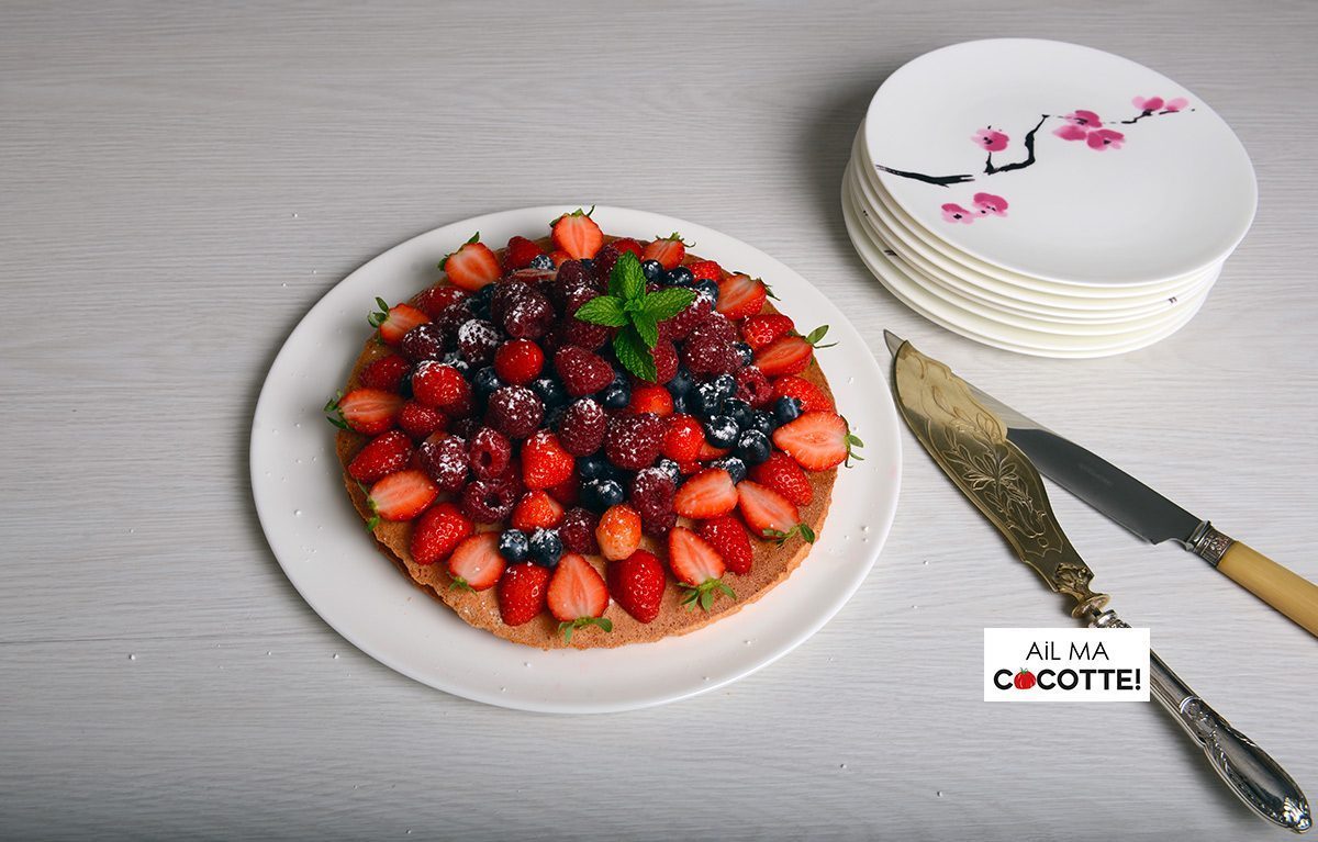 Dacquoise aux fruits rouge et à la rose - Recette Dessert - Ail Ma ...