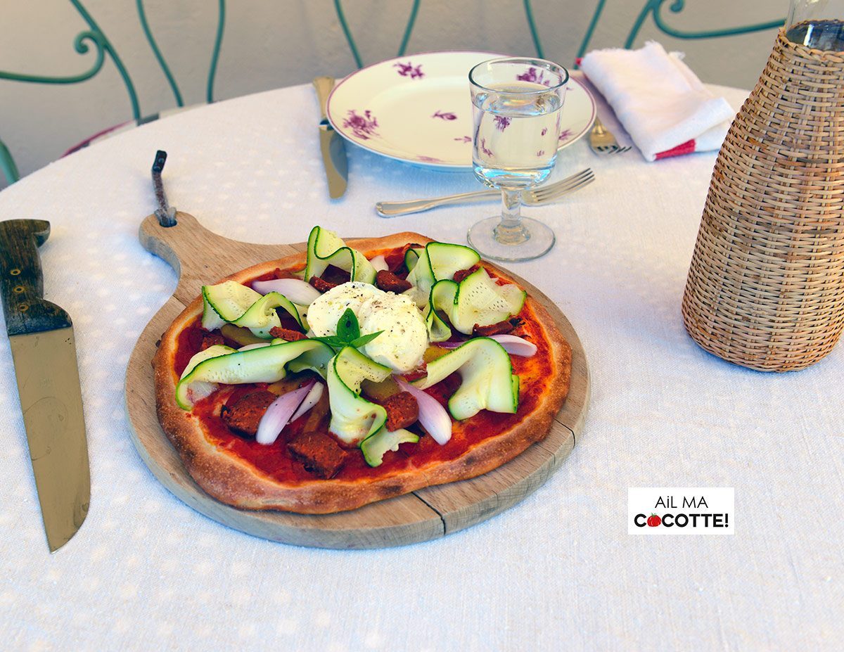 Recette pizza burrata, courgette et soubressade - AiL MA COCOTTE!